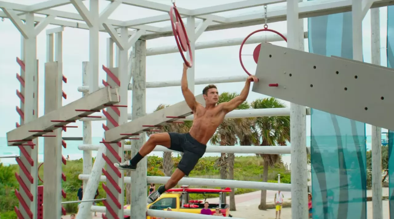 Les Converse Chuck Taylor portées par Zac Efron dans Baywatch (2017 ...