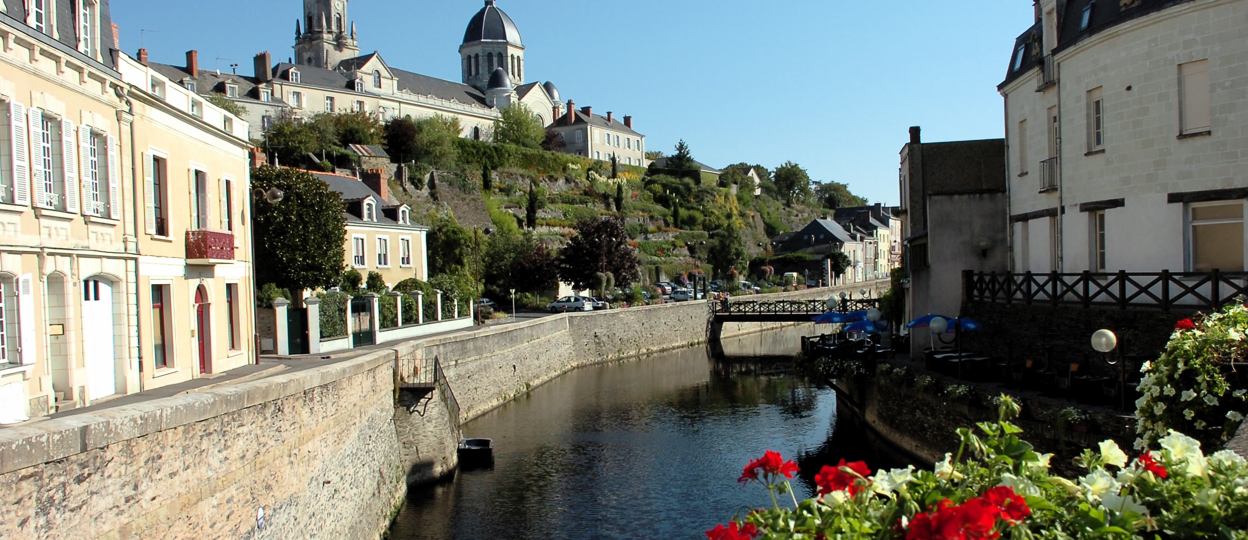 Les meilleures agences de communication à Segré-en-Anjou Bleu : quel partenaire choisir ? - Cinerama